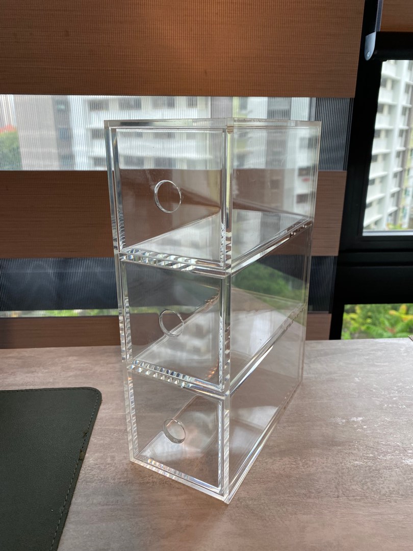 Muji Acrylic Display Stand (Large), Women's Fashion, Jewelry ...