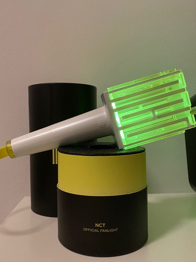 NCT OFFICIAL LIGHTSTICK, Hobbies & Toys, Collectibles & Memorabilia, K ...