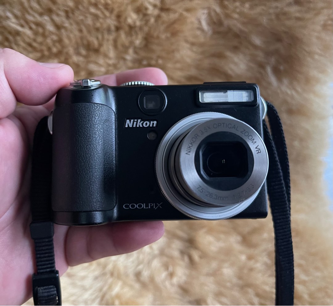 Nikon Coolpix P5000 Digital Camera, Photography, Cameras on Carousell