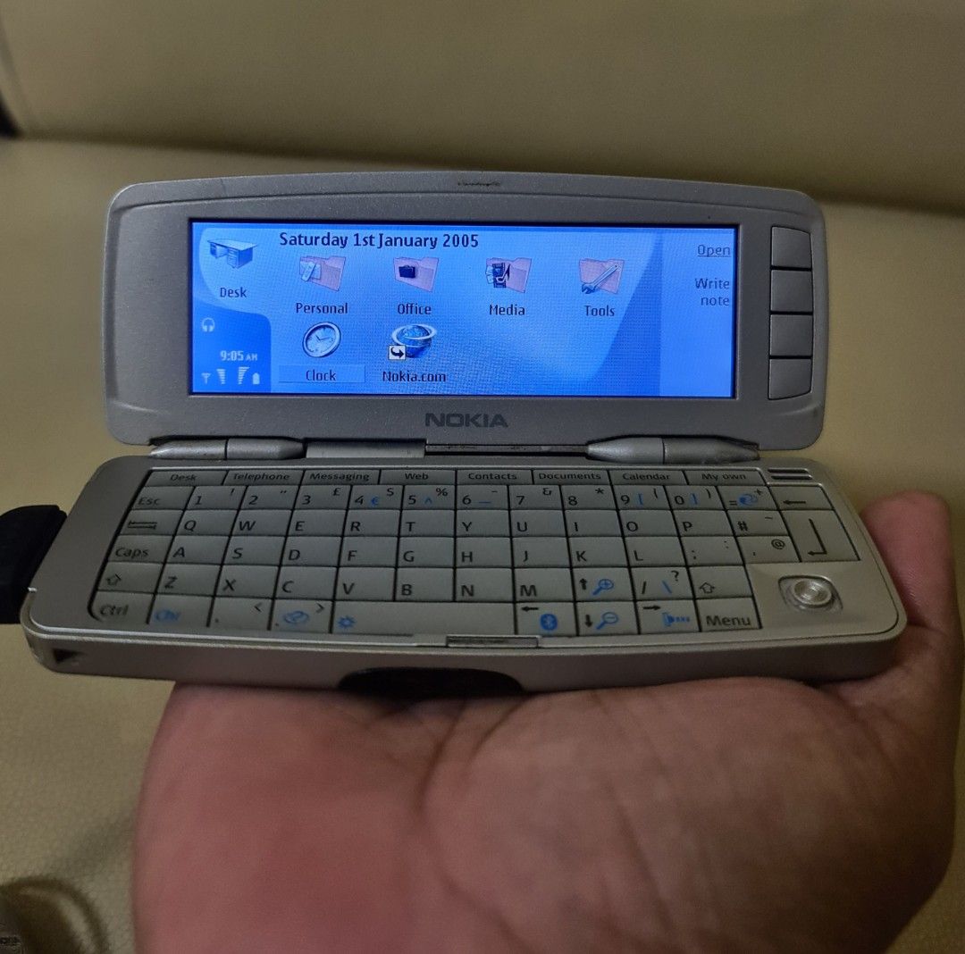NOKIA 9300 COMMUNICATOR, Mobile Phones & Gadgets, Mobile Phones, Early ...