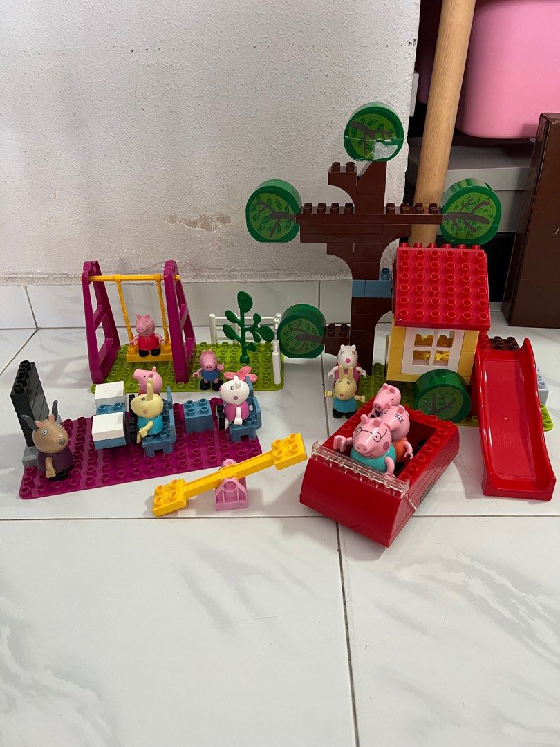 Peppa Pig Lego-like bricks set, Hobbies & Toys, Toys & Games on Carousell