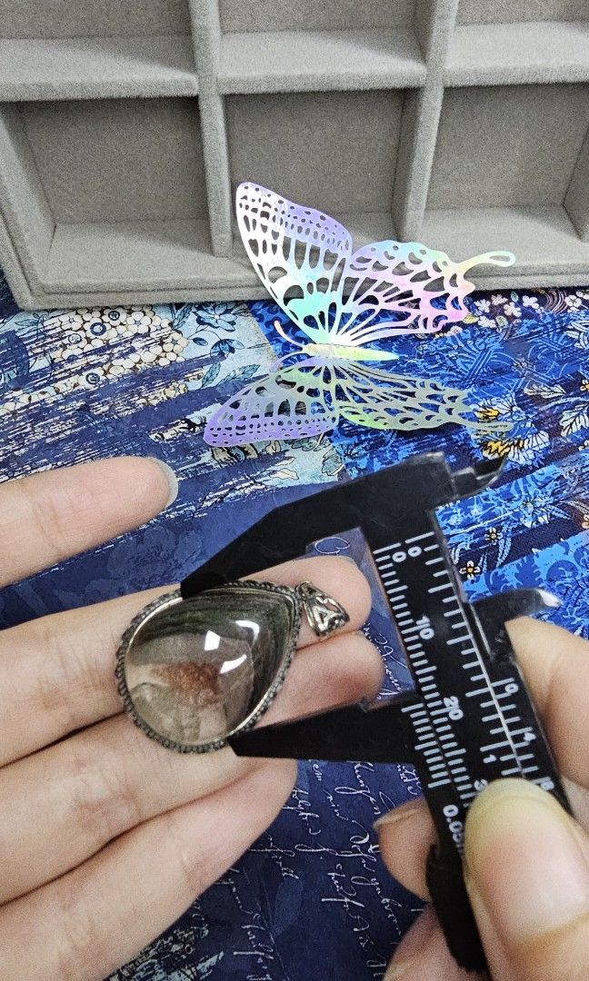 Lodolite Phantom Scenic Quartz, Women's Fashion, Jewelry & Organisers ...