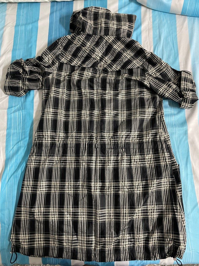 Plaid Raincoat, Women's Fashion, Coats, Jackets and Outerwear on Carousell