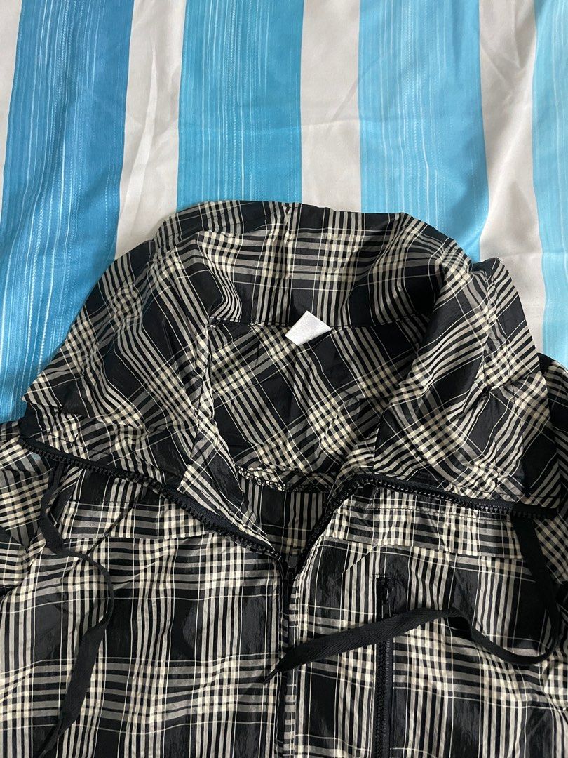 Plaid Raincoat, Women's Fashion, Coats, Jackets and Outerwear on Carousell