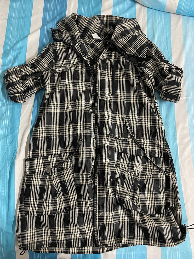Plaid Raincoat, Women's Fashion, Coats, Jackets and Outerwear on Carousell