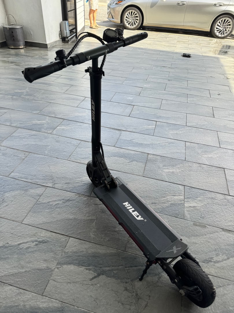 Premium Hiley X8 E- Scooters, Sports Equipment, Sports & Games, Skates ...
