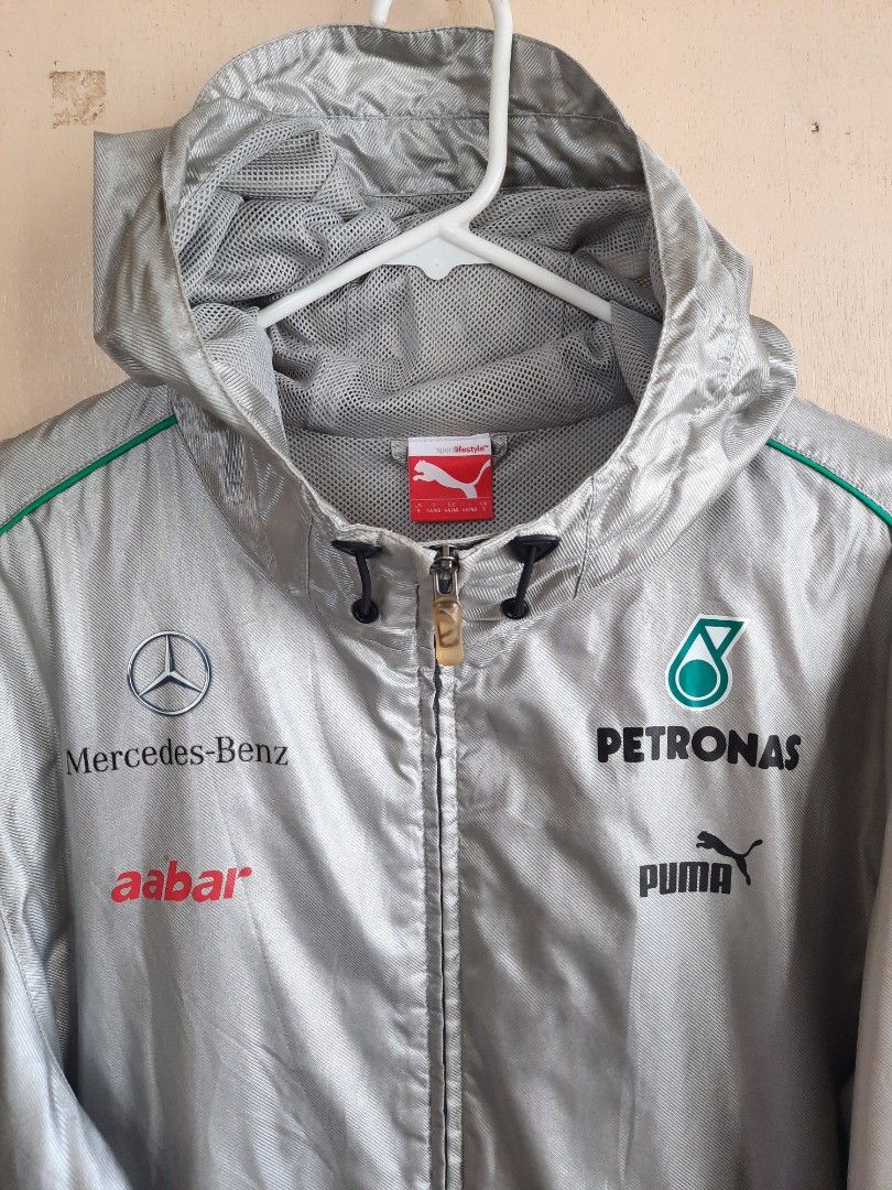 PUMA MERCEDES AMG PETRONAS F1 TEAM JACKET, Men's Fashion, Coats ...