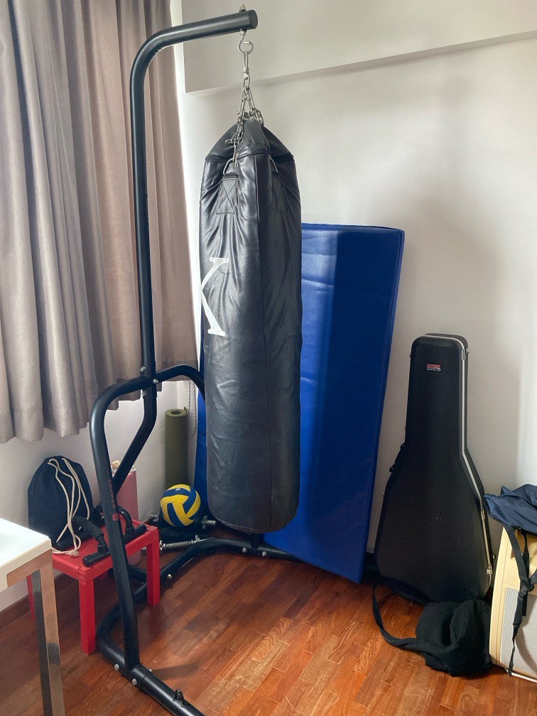 Punching Bag, Sports Equipment, Exercise & Fitness, Cardio & Fitness ...