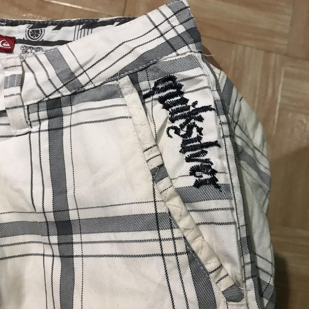 Quicksilver Short, Men's Fashion, Bottoms, Shorts on Carousell