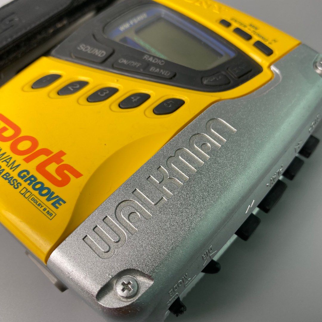 RARE Sony walkman radio cassette WM-FS499 (1997), Audio, Soundbars ... RARE Sony walkman radio cassette WM-FS499 (1997), Audio, Soundbars ...