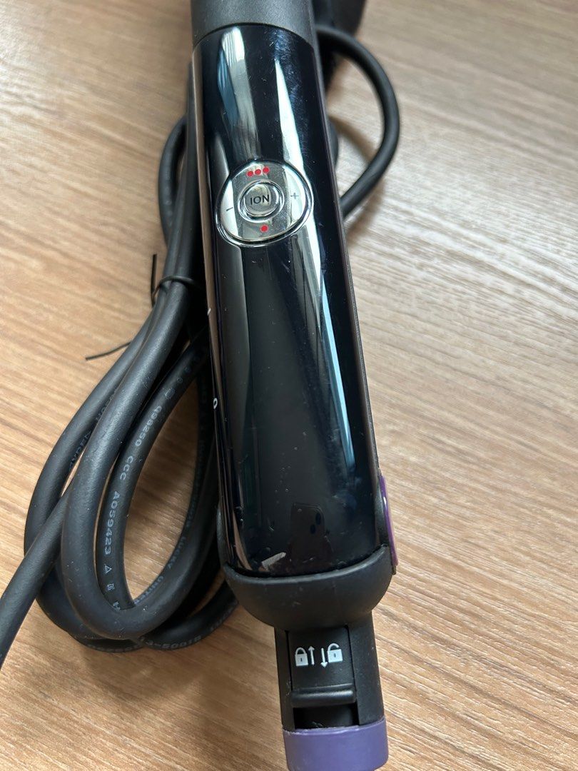 Revion Ion Hair Straightener, Beauty & Personal Care, Hair on Carousell