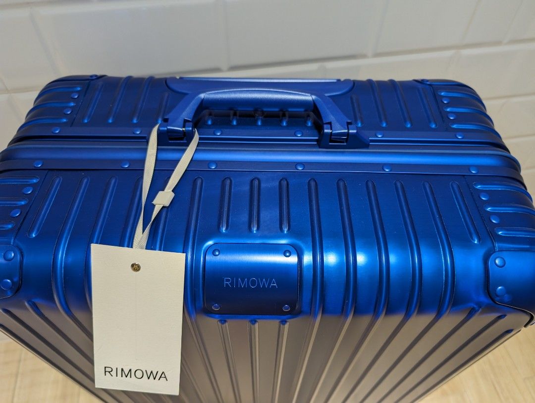 Rimowa Original Check - In L limited Marine Blue, Hobbies & Toys ...