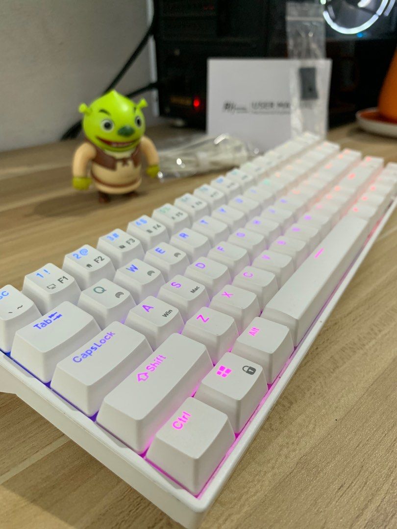 RK71 Royal Kludge Mechanical Keyboard red switch, Computers & Tech ...