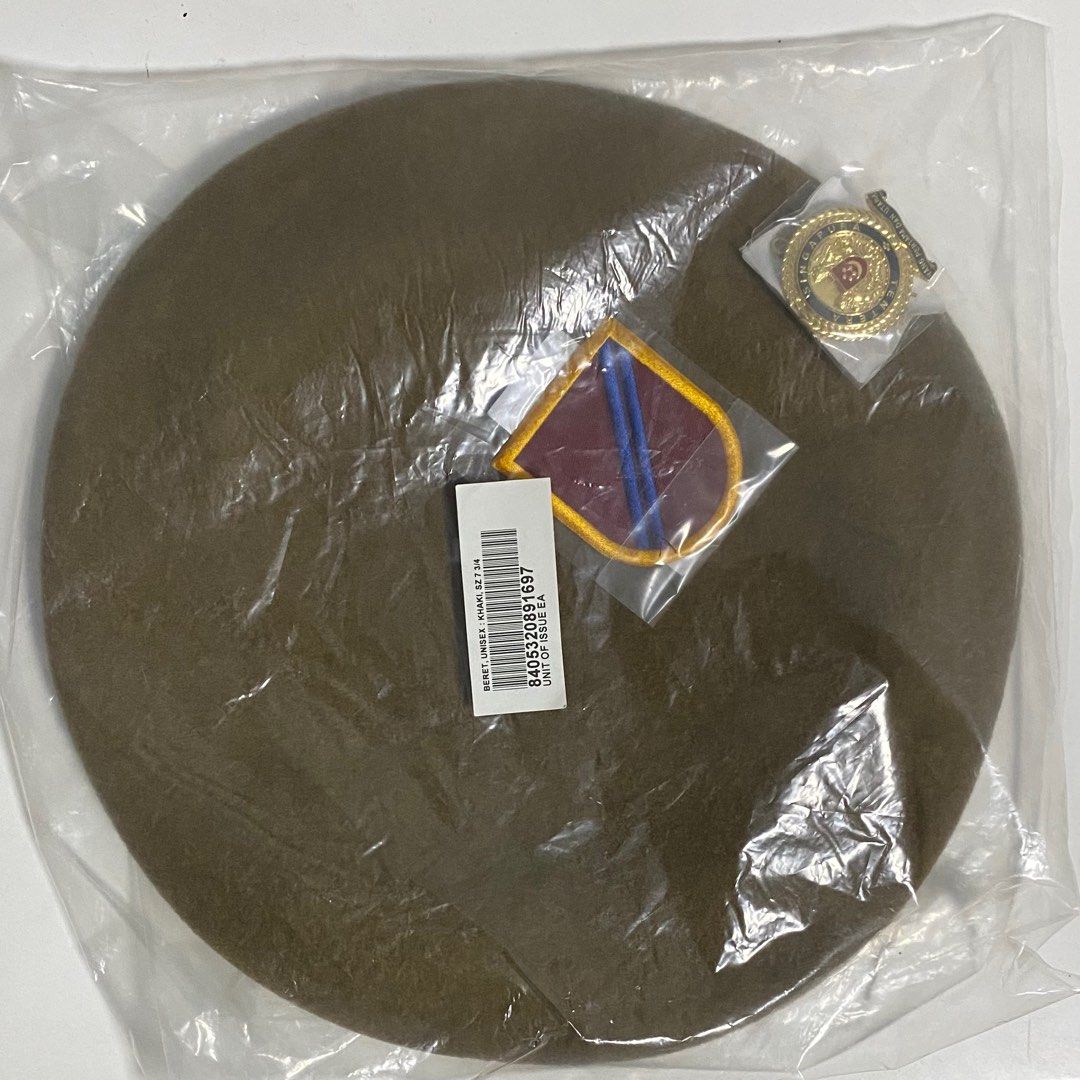 SAF KHAKI GUARDS BERET, Men's Fashion, Watches & Accessories, Caps ...