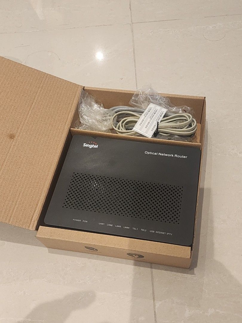 Singtel Optical Network Router (Huawei), Computers & Tech, Parts ...