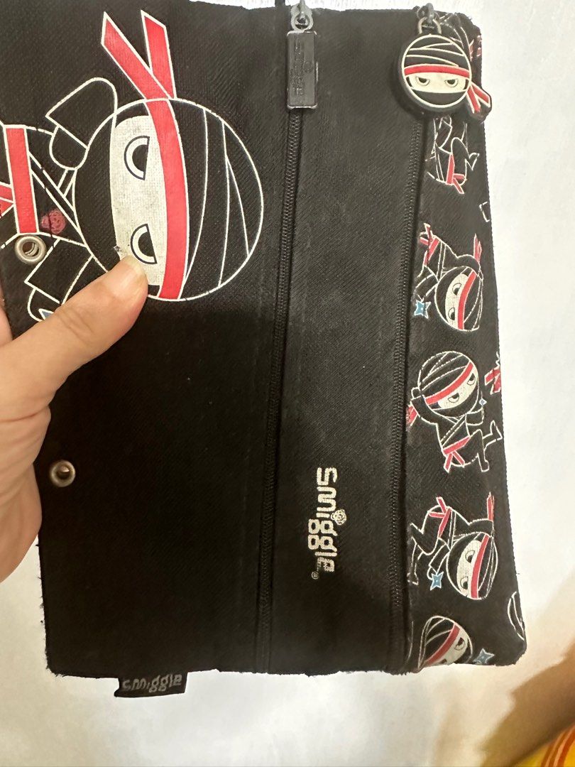 Smiggle ninja pouch/stationery case, Hobbies & Toys, Stationery & Craft ...
