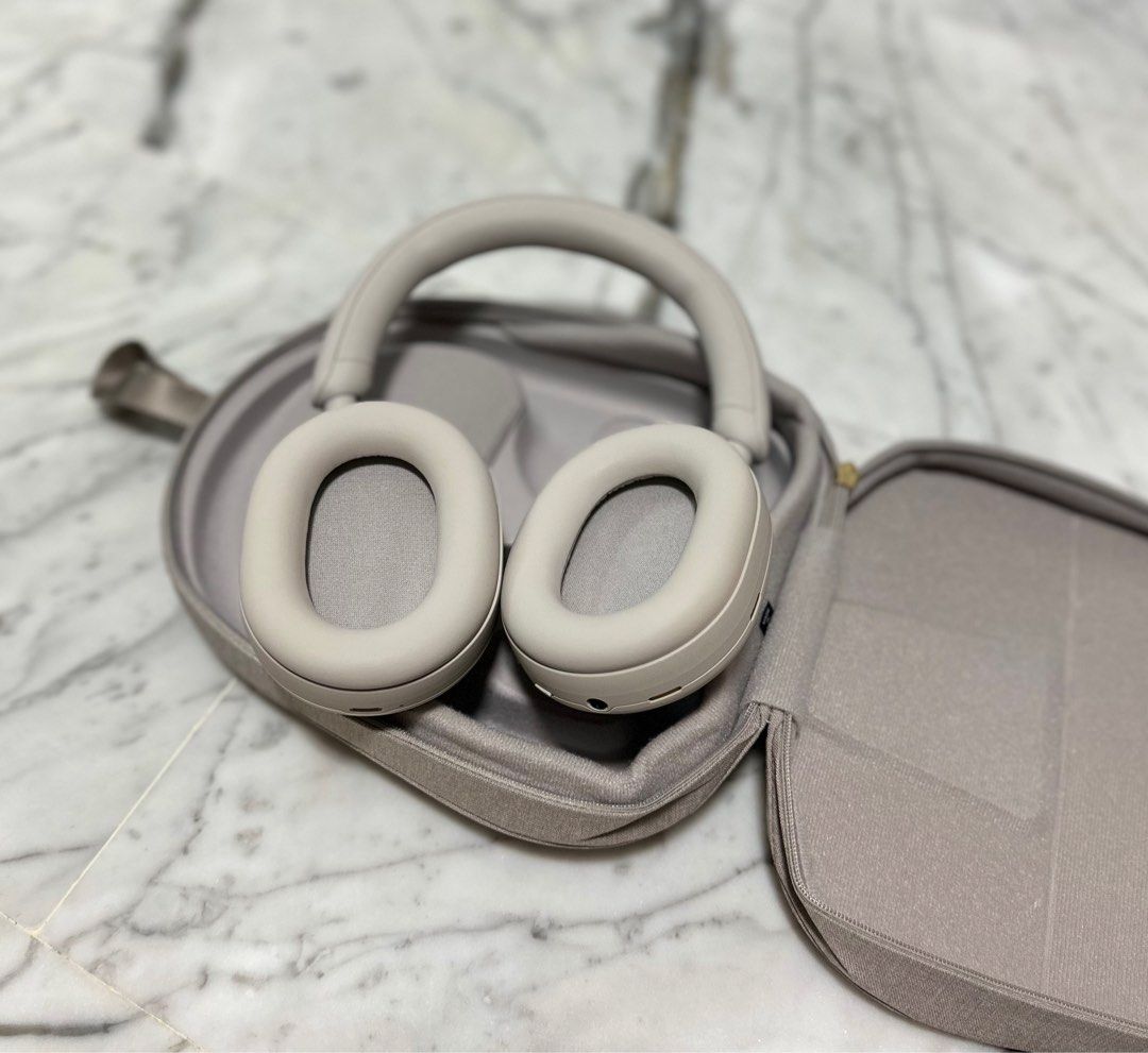 SONY WH1000XM5 SILVER, Audio, Earphones on Carousell