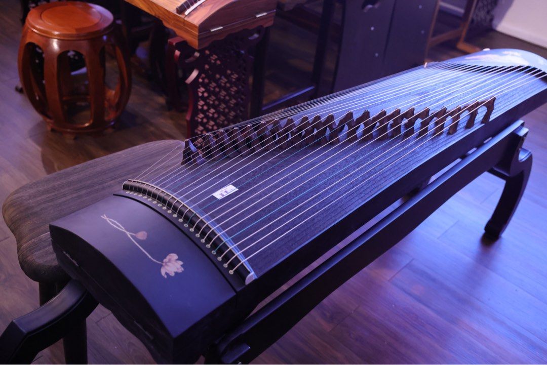 Special Guzheng 1.6M zither gu zhen, Hobbies & Toys, Music & Media ...