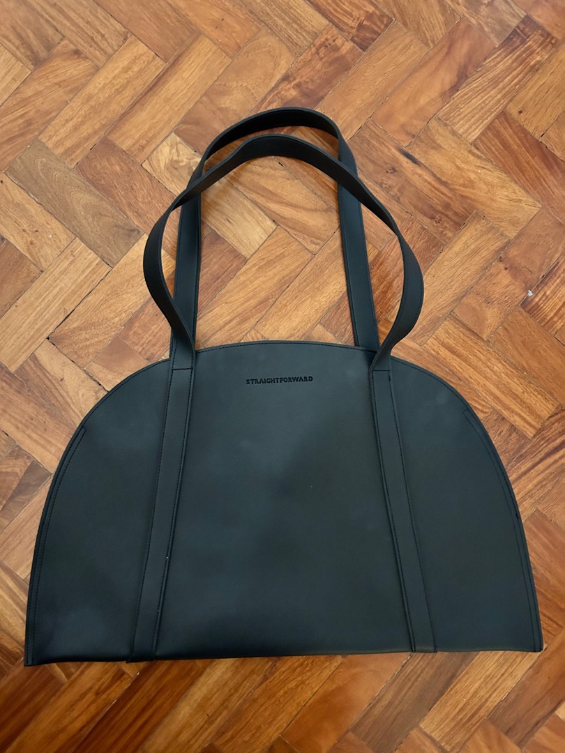 STRAIGHTFORWARD Bag in Black, Women's Fashion, Bags & Wallets, Shoulder ...