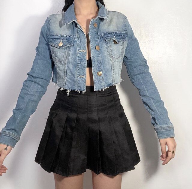Super Cute Cropped Denim Jacket, Women's Fashion, Coats, Jackets and ...