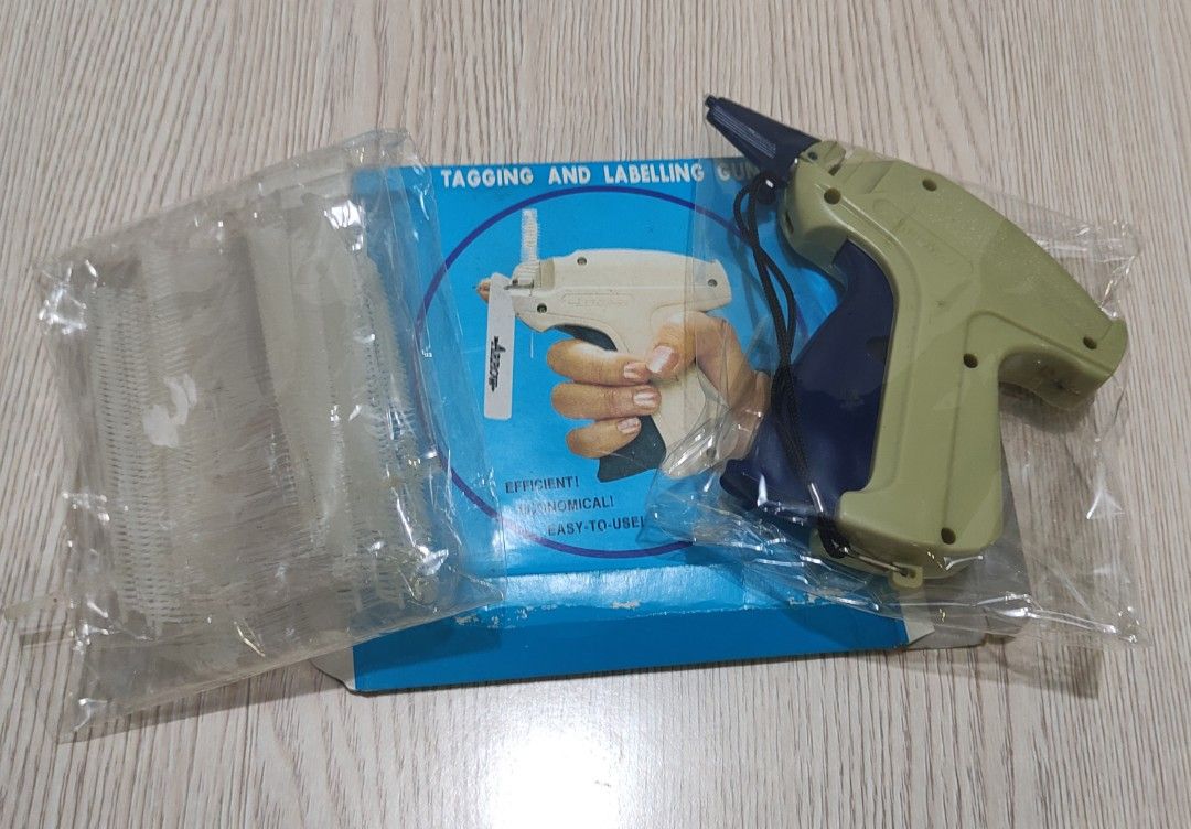 Tagging and Labelling Gun with Tagging Pins, Hobbies & Toys, Stationary & Craft, Craft Supplies ...