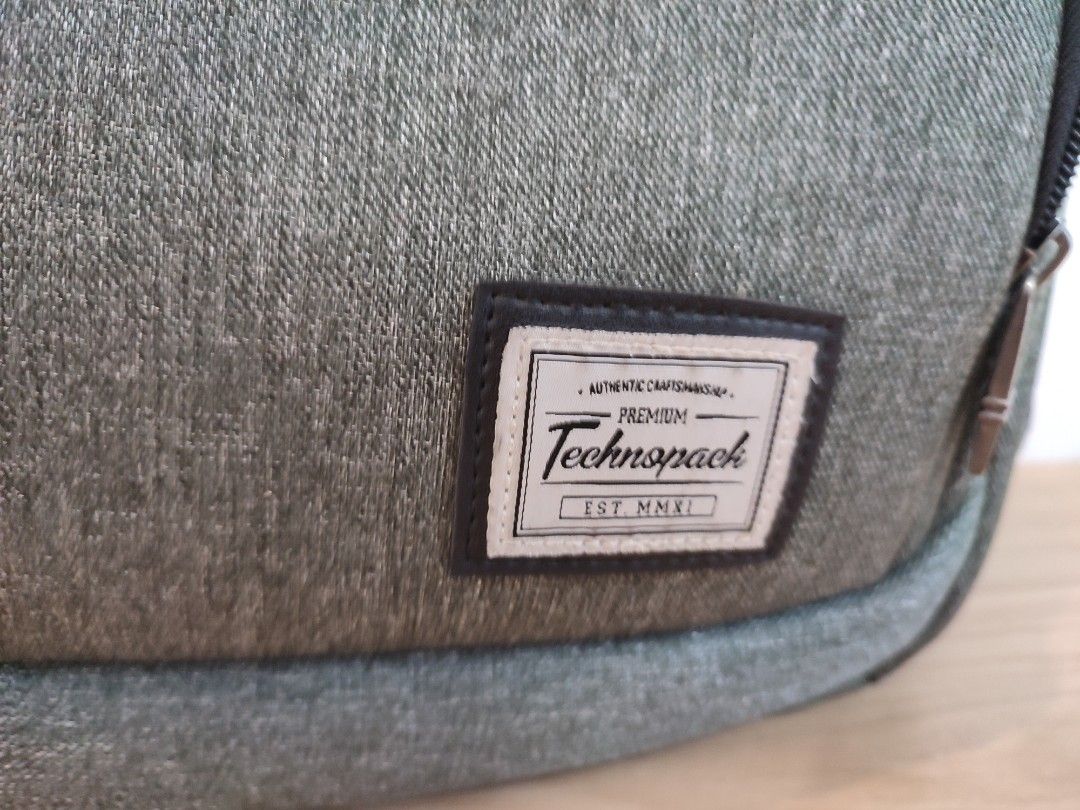 Technopack Laptop Backpack, Men's Fashion, Bags, Backpacks on Carousell