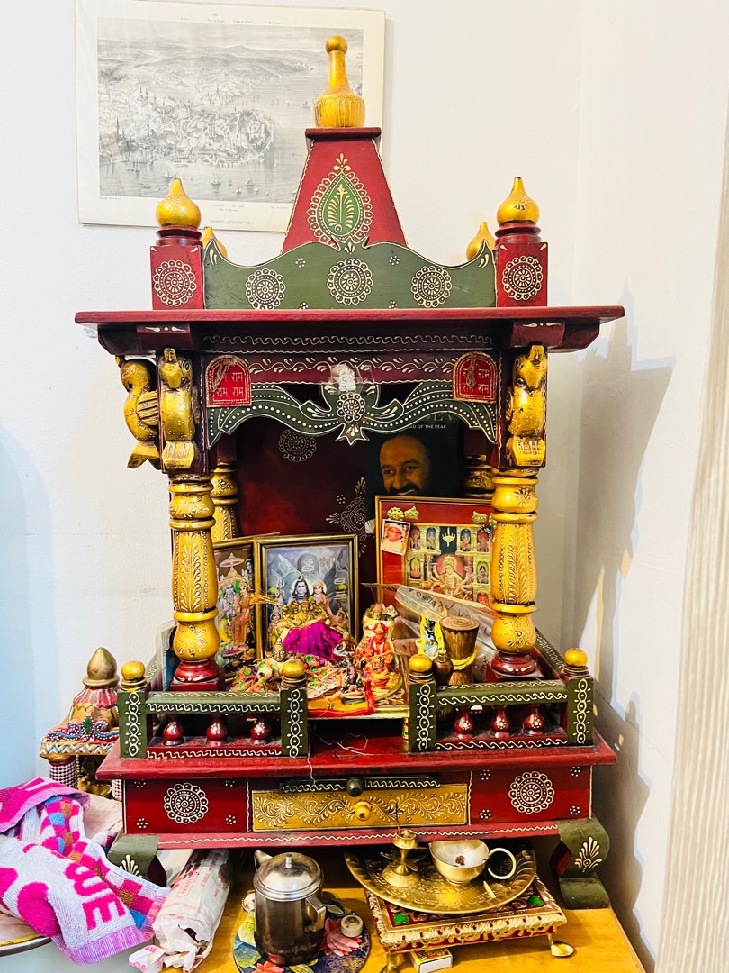 Temple, Furniture & Home Living, Furniture, Shelves, Cabinets & Racks ...