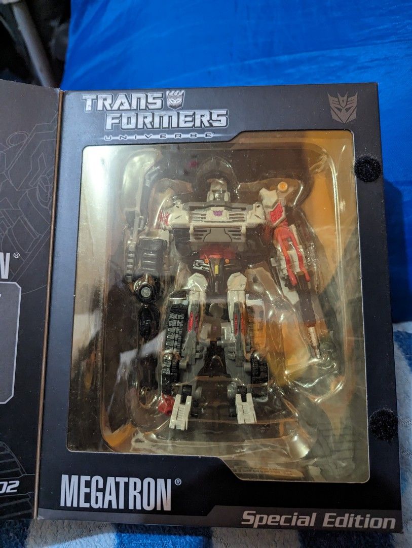 Transformer Universe Megatron & Optimus Prime set, Hobbies & Toys, Toys ...