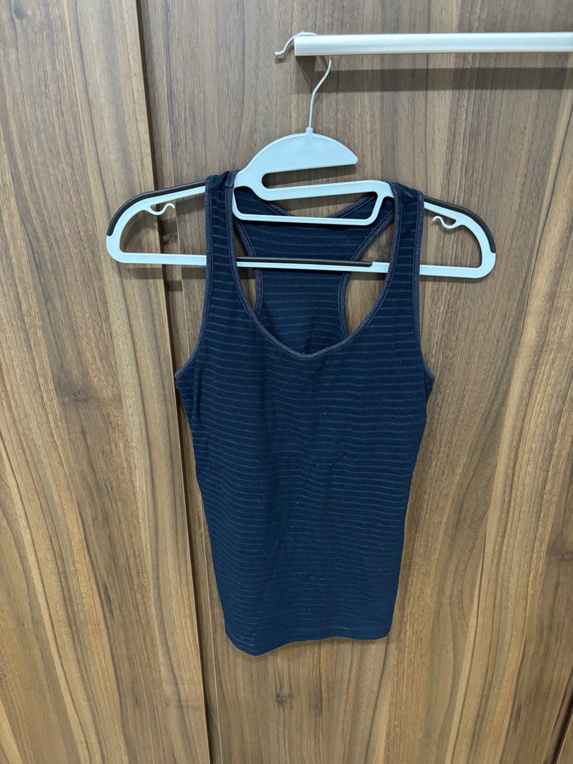 Uniqlo Inner Top, Women's Fashion, Tops, Sleeveless on Carousell