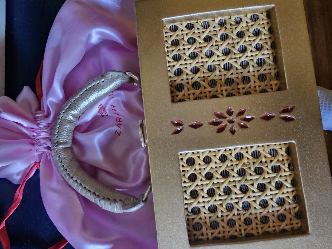 Zarah Juan Bag, Luxury, Bags & Wallets on Carousell