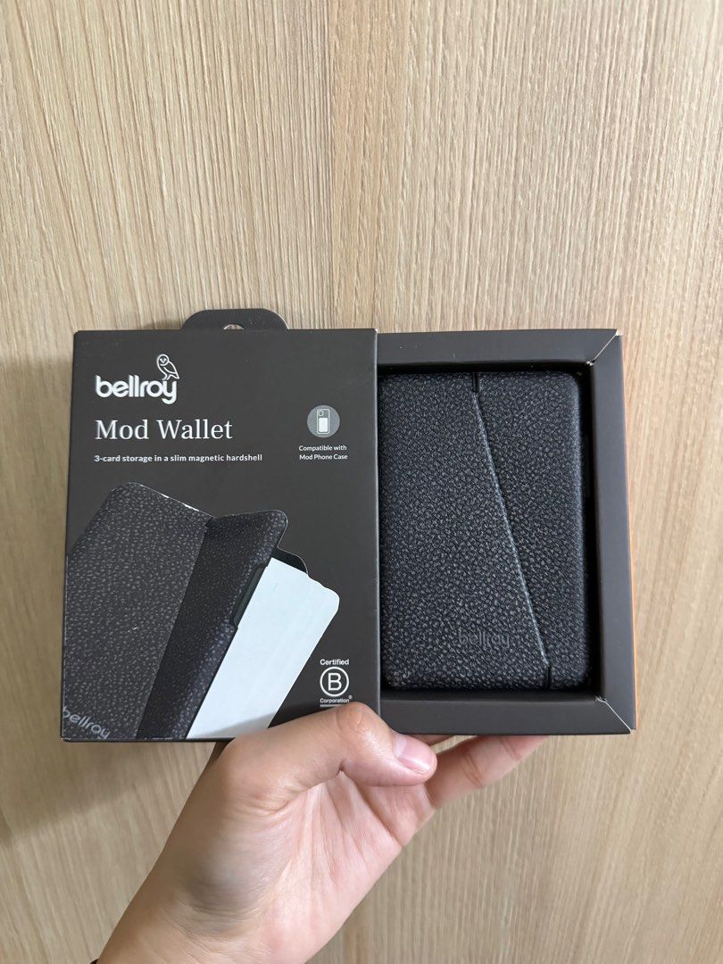 Bellroy Mod Wallet in Stellar Black, Men's Fashion, Watches ...
