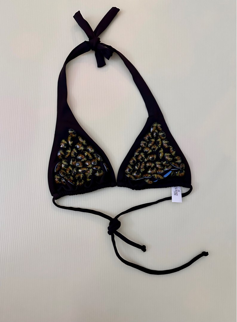 Blush! Print Stone Bra Top, Women's Fashion, New Undergarments ...