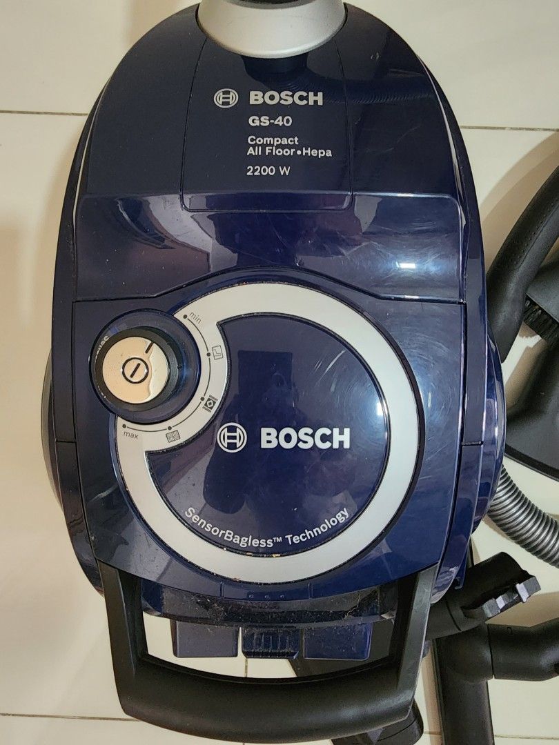 Bosch GS-40 Compact All Floor.Hepa, TV & Home Appliances, Vacuum ...