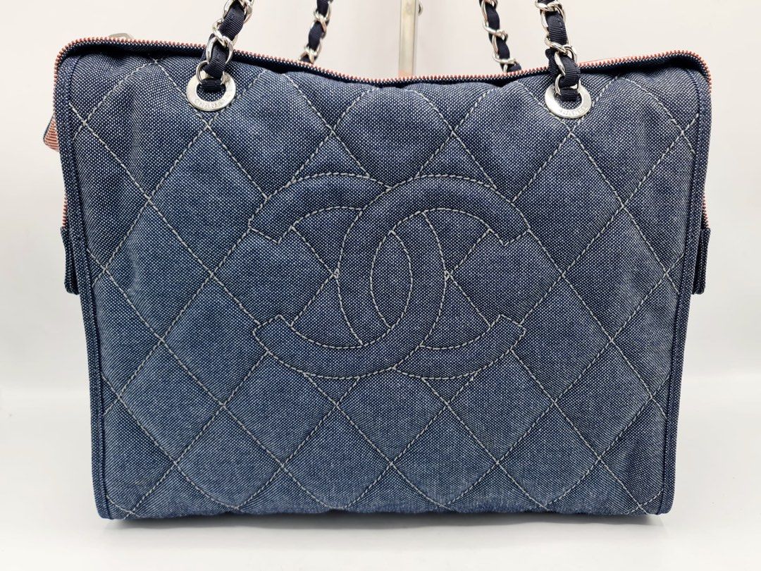 C hanel CC Stitch Denim Shoulder Bag, Luxury, Bags & Wallets on Carousell