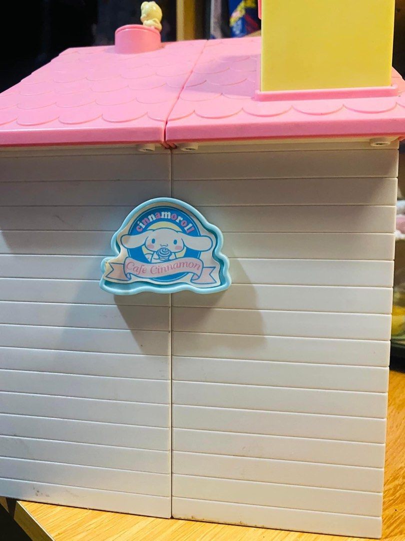 Cinnamoroll cafe house complete no accesories only, Hobbies & Toys ...