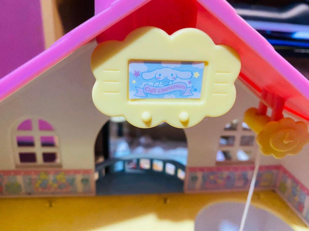 Cinnamoroll cafe house complete no accesories only, Hobbies & Toys ...