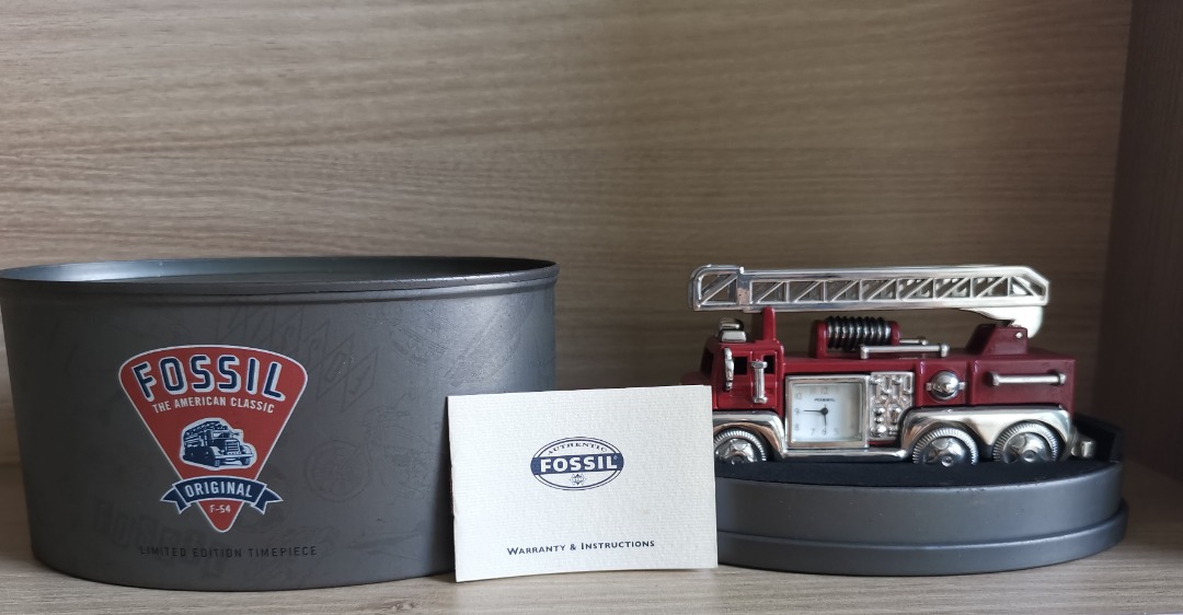 Fossil Limited Edition The American Classic Fire Truck Clock F54 ...