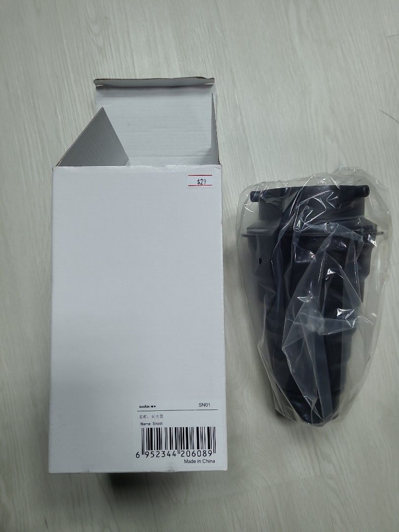 Godox SN01 Snoot Reflector Bowens Mount, Photography, Photography ...