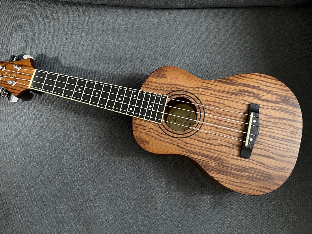 GREG BENNETT UK-60 Ukulele Concert Size, Hobbies & Toys, Music & Media ...