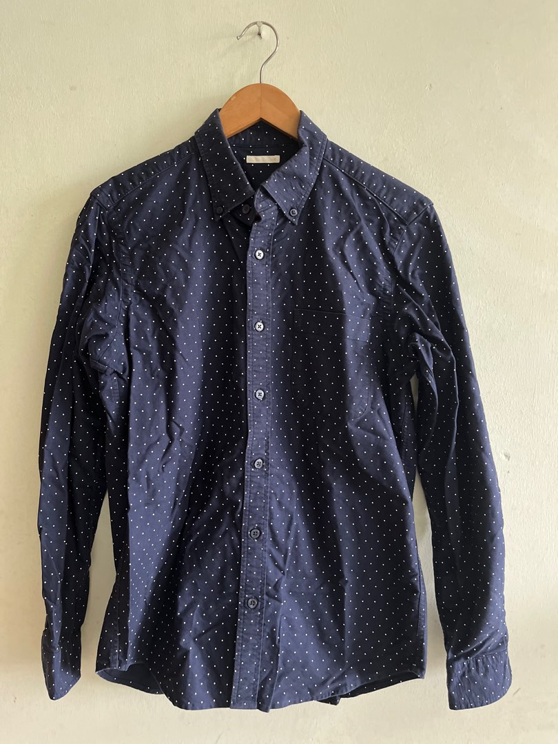 GU Shirt, Men's Fashion, Tops & Sets, Formal Shirts on Carousell