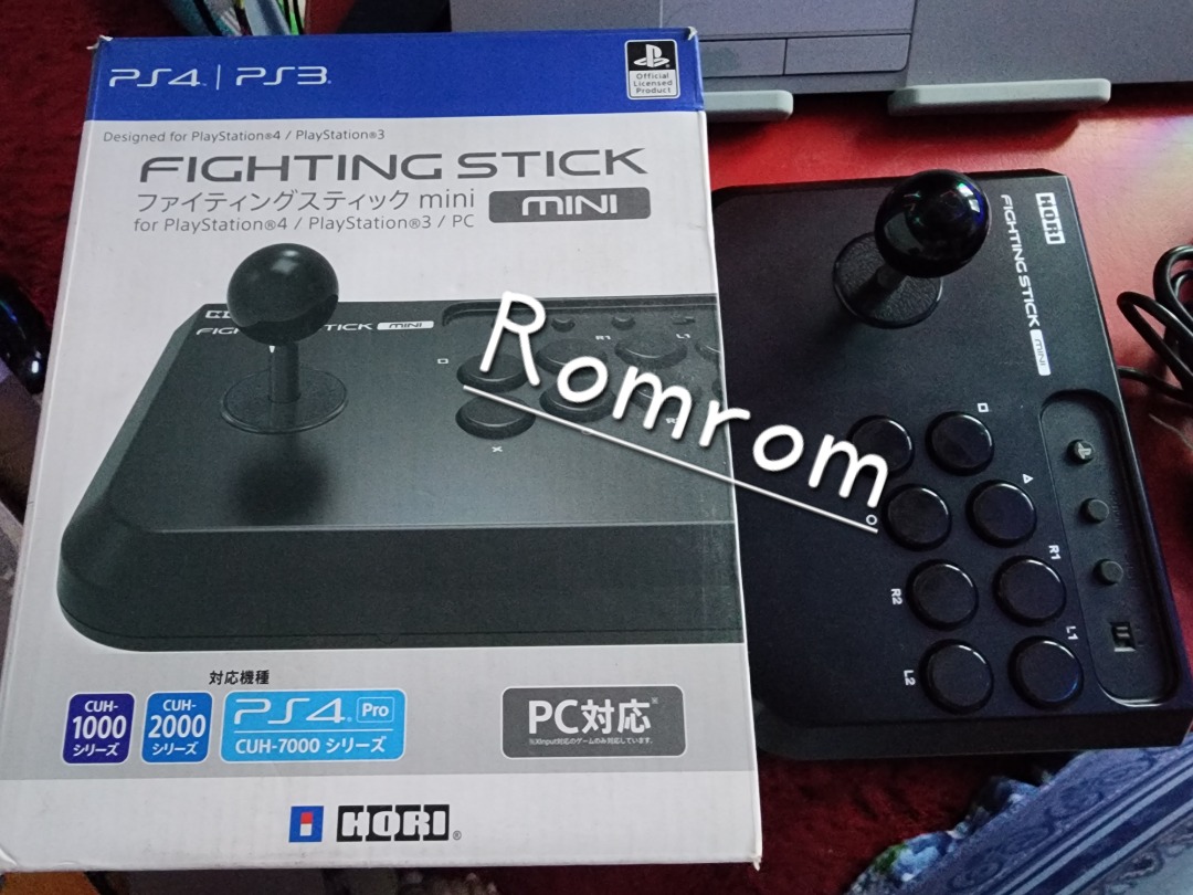 Hori Fighting Mini Stick, Hobbies & Toys, Toys & Games on Carousell