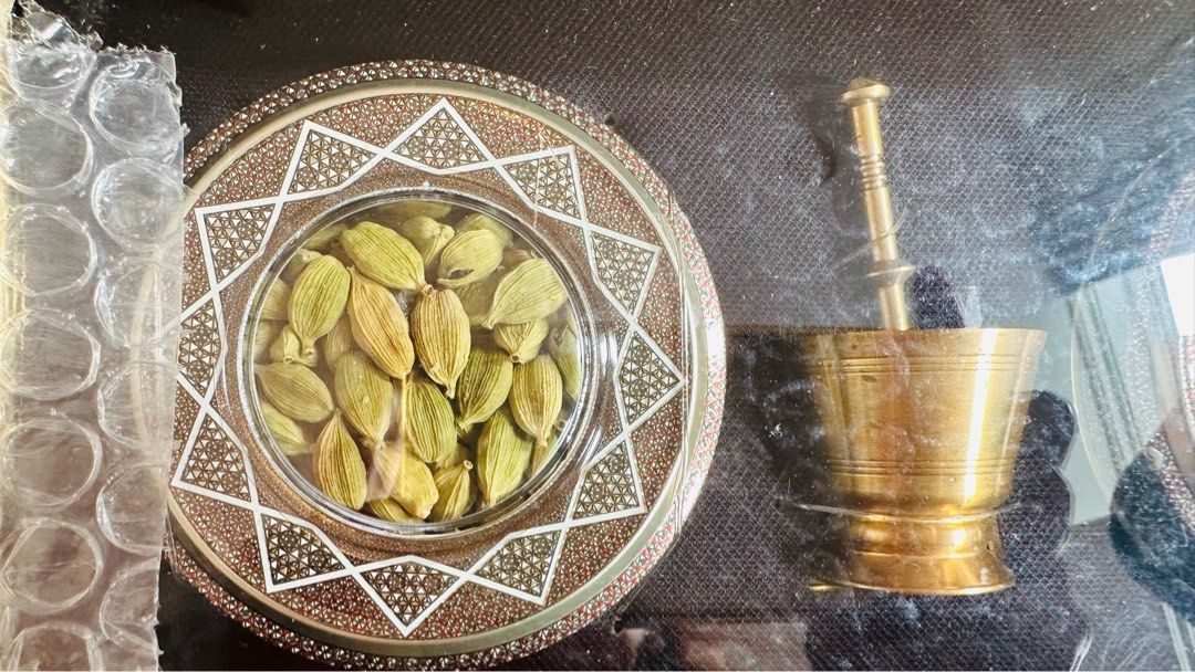 Iranian Wooden gift box with saffron, cardamom and a golden motar, Food ...