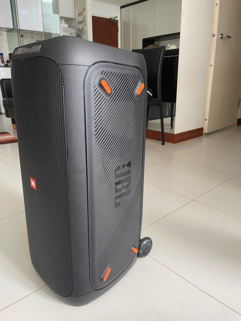 Jbl party box 310, Audio, Soundbars, Speakers & Amplifiers on Carousell
