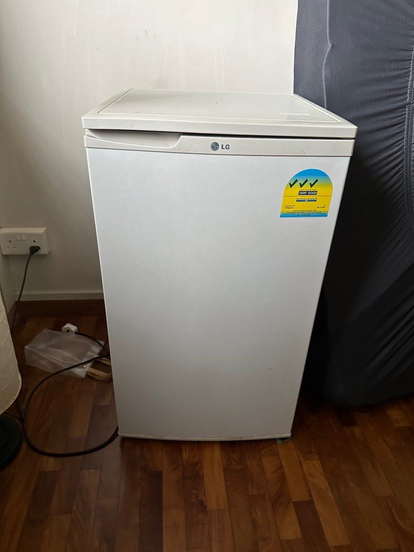 LG Mini Fridge, TV & Home Appliances, Kitchen Appliances, Refrigerators ...