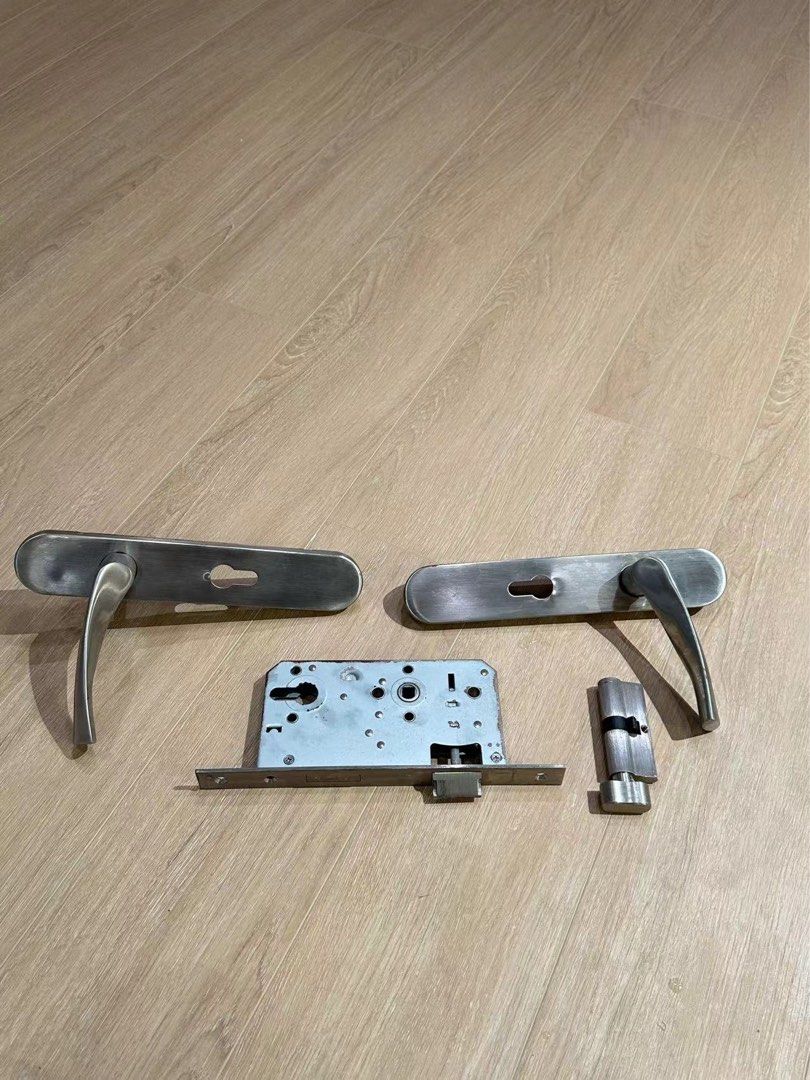 Lock for main door, Furniture & Home Living, Security & Locks, Locks ...