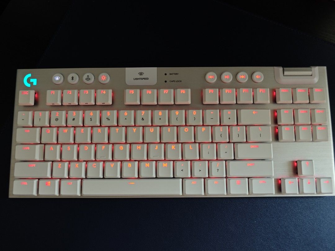 Logitech G915 TKL White Tactile Switches, Computers & Tech, Parts ...