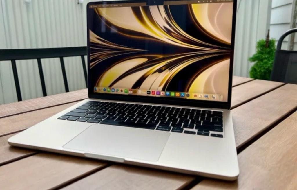 MacBook Air M2 Chip Starlight, Computers & Tech, Laptops & Notebooks on ...