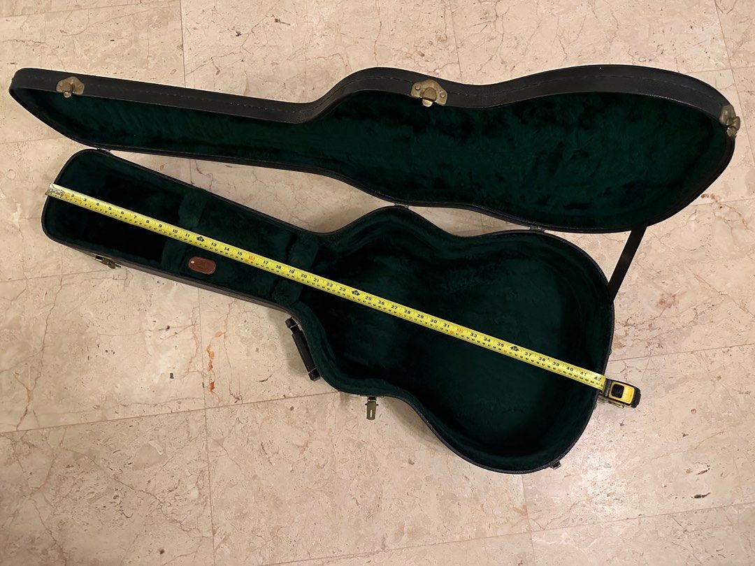 Martin acoustic guitar hard case (original), Hobbies & Toys, Music ...