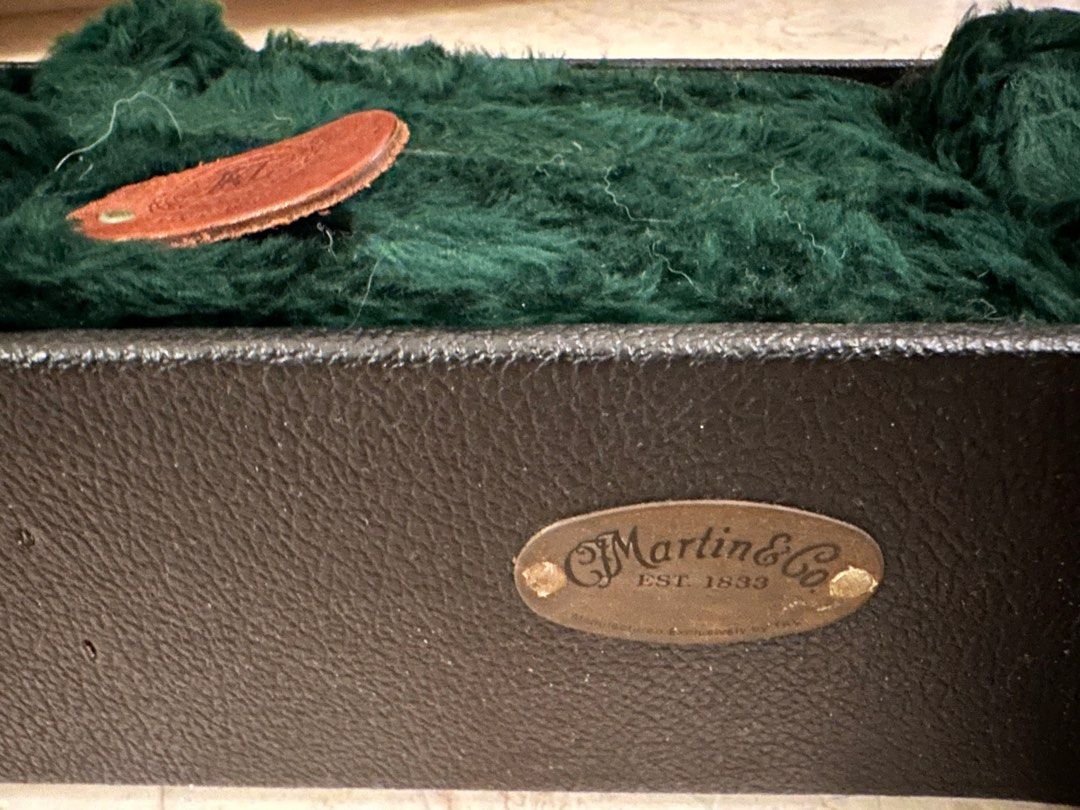 Martin acoustic guitar hard case (original), Hobbies & Toys, Music ...