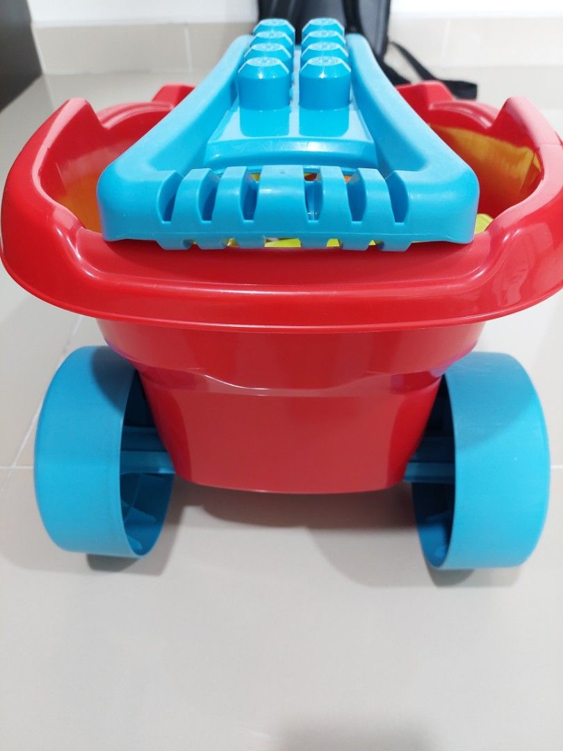 Mega Bloks Shape Wagon Classic, Babies & Kids, Infant Playtime on Carousell